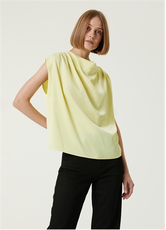 Academia Kadın Sarı Degaje Yaka Saten Bluz 42 Academia Kadın Sarı Degaje Yaka Saten Bluz 42