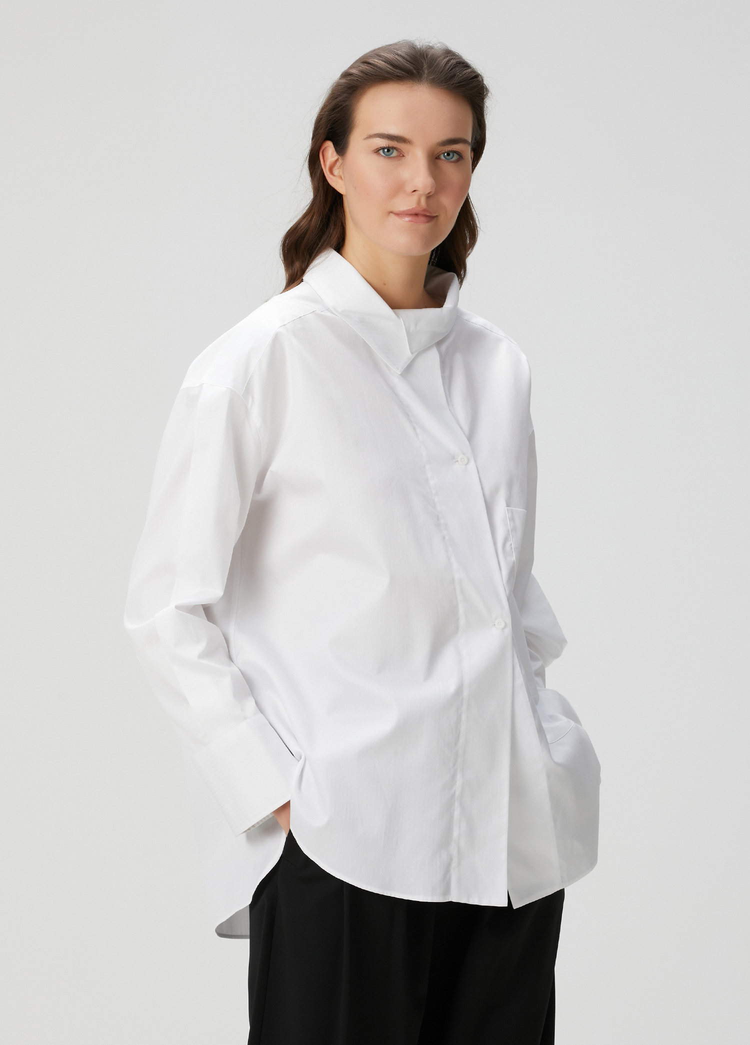 Margaux Lonnberg - Finlay White Shirt
