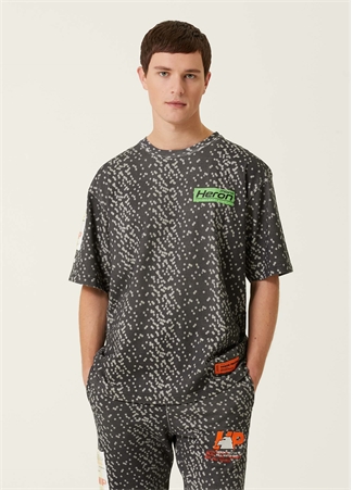 Heron Preston Erkek Siyah Mikro Desenli Logolu T-shirt XS EU Heron Preston Erkek Siyah Mikro Desenli Logolu T-shirt XS EU