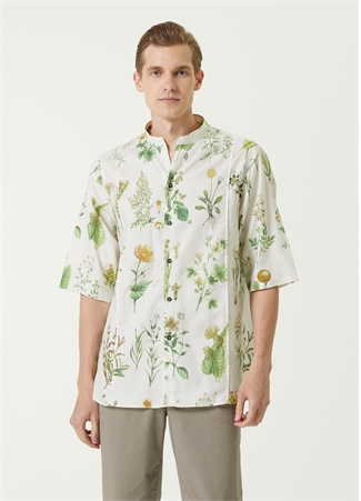 Salvatore Ferragamo Erkek Beyaz Hakim Yaka Çiçekli Kısa Kol Gömlek L EU Salvatore Ferragamo Erkek Beyaz Hakim Yaka Çiçekli Kısa Kol Gömlek L EU