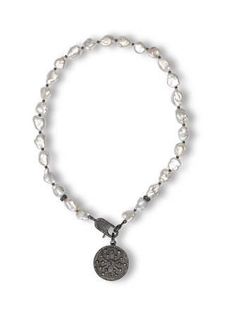 Freyia Jewellery Kadın Siyah Güneş Uç Detaylı Gümüş Rengi Kolye EU Freyia Jewellery Kadın Siyah Güneş Uç Detaylı Gümüş Rengi Kolye EU