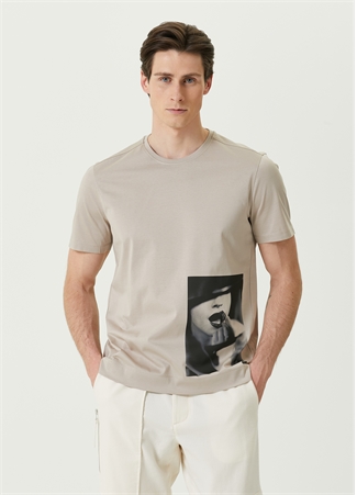 Limitato Erkek Bej Figür Baskılı Basic T-shirt S Eu Limitato Erkek Bej Figür Baskılı Basic T-shirt S Eu