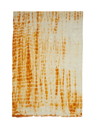 Imannoor Kadın Krem Turuncu Batik Desenli İpek Şal EU Imannoor Kadın Krem Turuncu Batik Desenli İpek Şal EU