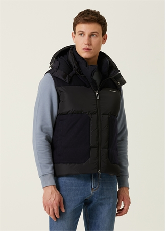 Emporio Armani Erkek Lacivert Kapüşonlu Yelek 46 IT Emporio Armani Erkek Lacivert Kapüşonlu Yelek 46 IT