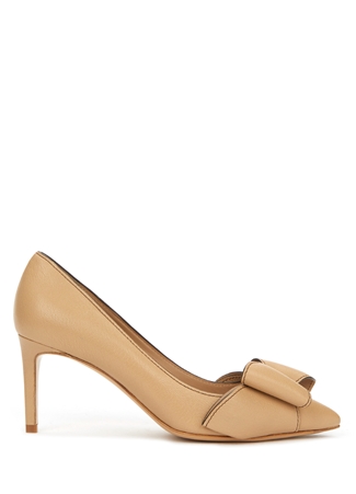 Salvatore Ferragamo Kadın Bej Fiyonk Detaylı Deri Topuklu Ayakkabı 36 EU