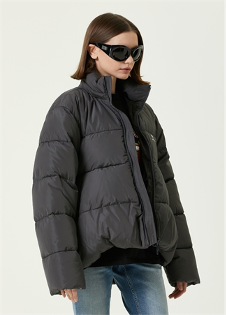 Balenciaga Kadın Sporty B C Shape Koyu Gri Puff Mont 36 IT Balenciaga Kadın Sporty B C Shape Koyu Gri Puff Mont 36 IT
