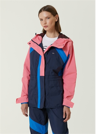 Tommy Jeans Kadın Colorblocked Kapüşonlu Logolu Mont Pembe L EU Tommy Jeans Kadın Colorblocked Kapüşonlu Logolu Mont Pembe L EU