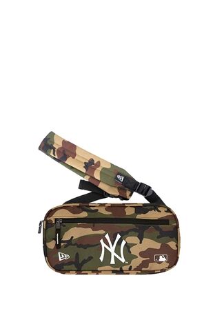 New Era Kadın York Yankees Kamuflajlı Omuz Çantası Haki EU New Era Kadın York Yankees Kamuflajlı Omuz Çantası Haki EU