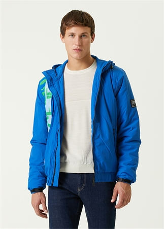 Versace Jeans Couture Erkek Mavi Kapüşonlu Logo Detaylı Mont 46 IT Versace Jeans Couture Erkek Mavi Kapüşonlu Logo Detaylı Mont 46 IT