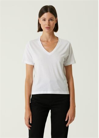 Academia Kadın Beyaz V Yaka Klasik T-shirt S