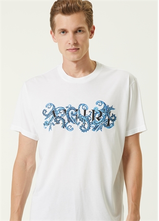 Amiri Erkek Beyaz Mavi Logo Detaylı T-shirt S EU Amiri Erkek Beyaz Mavi Logo Detaylı T-shirt S EU