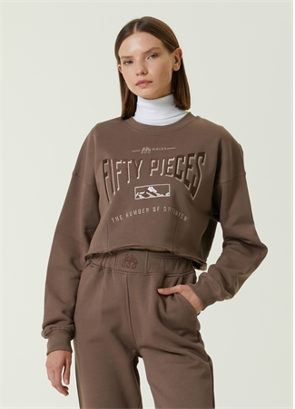 Fifty Pieces Kadın Oversize Kahverengi Logolu Crop Sweatshirt S EU