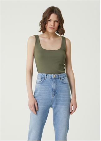Network Kadın Slim Fit Haki Kare Yaka T-shirt L EU Network Kadın Slim Fit Haki Kare Yaka T-shirt L EU
