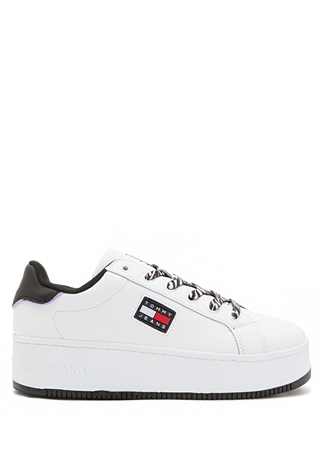 Tommy Hilfiger Kadın Beyaz Logolu Kalın Tabanlı Deri Sneaker 36 EU Tommy Hilfiger Kadın Beyaz Logolu Kalın Tabanlı Deri Sneaker 36 EU