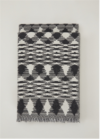 Missoni Home Ava Siyah Beyaz Desenli Kaşmir Throw Missoni Home Ava Siyah Beyaz Desenli Kaşmir Throw