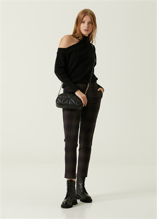 Network Kadın Slim Fit Lacivert Ekoseli Pantolon 32 EU Network Kadın Slim Fit Lacivert Ekoseli Pantolon 32 EU
