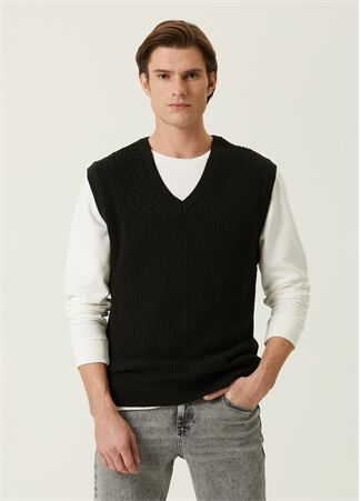 Network Erkek Slim Fit Siyah Süveter M EU