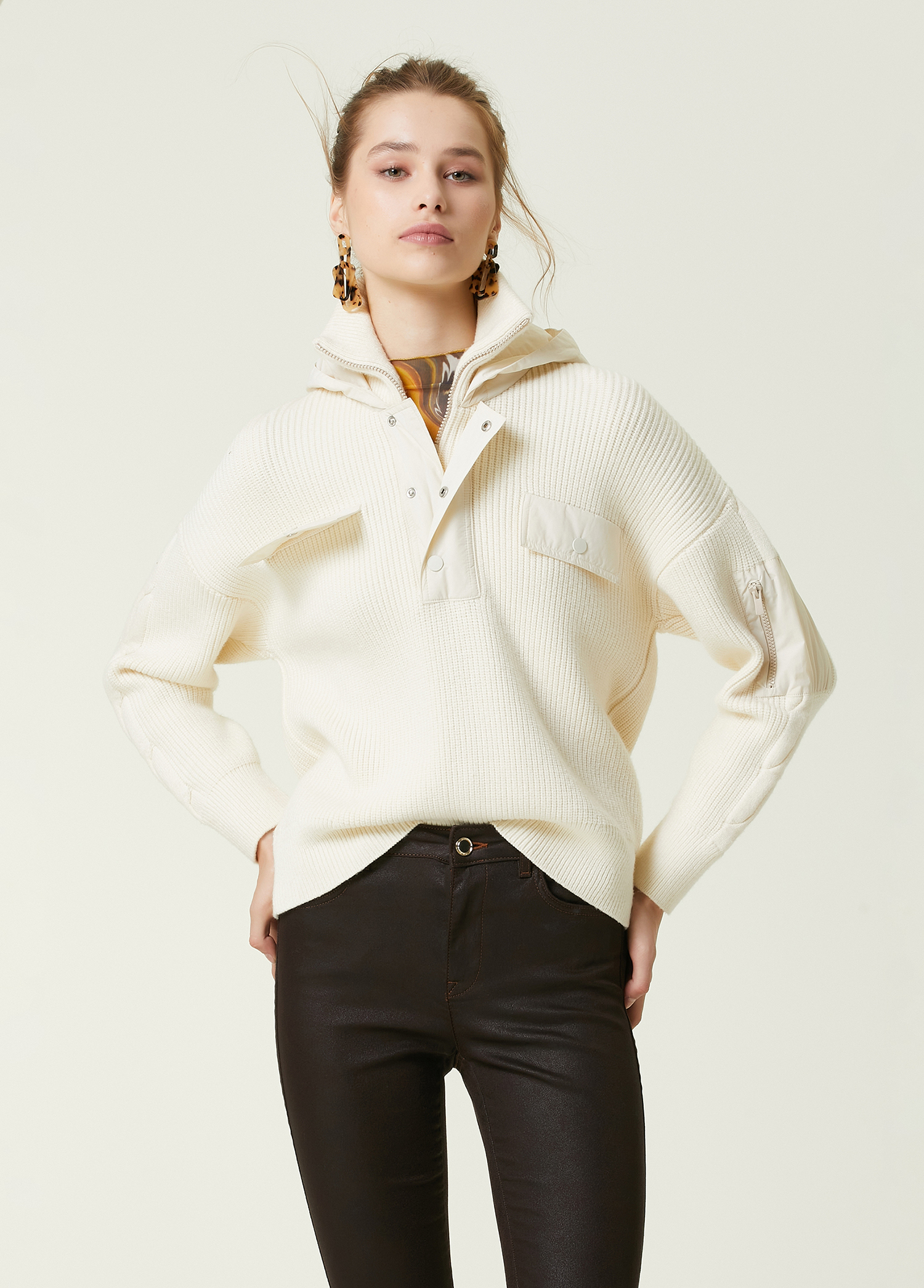 Network - Basic Fit Ekru Kazak - Ekru