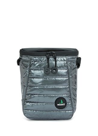 Mueslii Erkek SB Metalik Gri Logolu Puff Omuz Çantası EU Mueslii Erkek SB Metalik Gri Logolu Puff Omuz Çantası EU