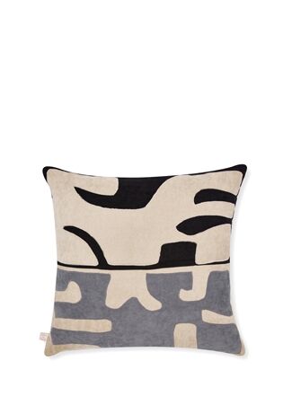 Table And Sofa Madagascar Colorblocked Dekoratif Yastık Çok Renkli Table And Sofa Madagascar Colorblocked Dekoratif Yastık Çok Renkli