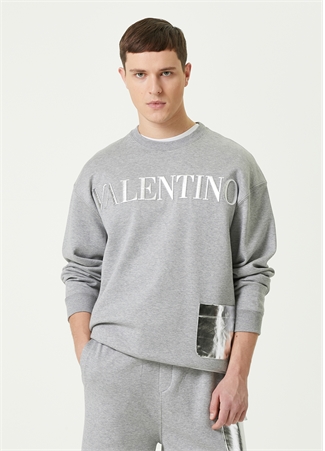 Valentino Erkek Gri Logolu Metalik Cepli Sweatshirt S EU Valentino Erkek Gri Logolu Metalik Cepli Sweatshirt S EU