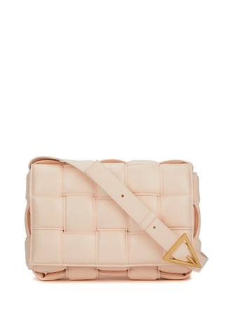Bottega Veneta Kadın Cassette Pembe Deri Çanta EU Bottega Veneta Kadın Cassette Pembe Deri Çanta EU