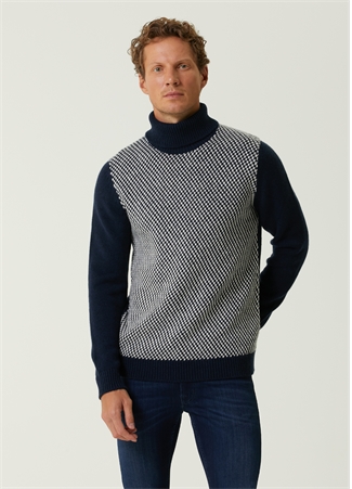 Kiton Erkek Lacivert Beyaz Örgü Dokulu Kaşmir Kazak XL EU Kiton Erkek Lacivert Beyaz Örgü Dokulu Kaşmir Kazak XL EU