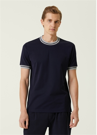 Brunello Cucinelli Erkek Lacivert Gri Logolu Basic T-shirt 54 IT Brunello Cucinelli Erkek Lacivert Gri Logolu Basic T-shirt 54 IT