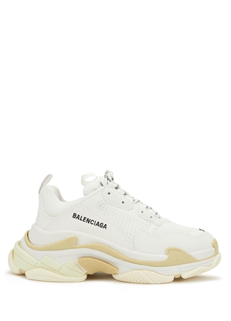 Balenciaga Kadın Triple S Beyaz Kalın Tabanlı Sneaker 36 EU Balenciaga Kadın Triple S Beyaz Kalın Tabanlı Sneaker 36 EU