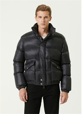 Alexander McQueen Erkek Siyah Yakası Logo Detaylı Puff Mont 48 IT Alexander McQueen Erkek Siyah Yakası Logo Detaylı Puff Mont 48 IT