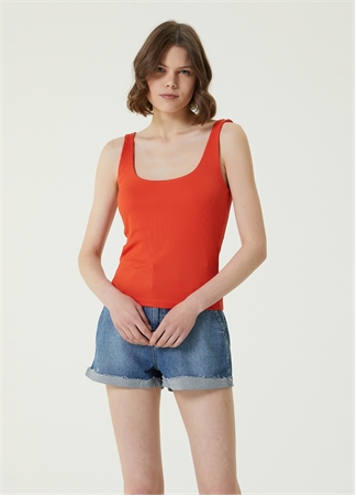 Network Kadın Slim Fit Kiremit Kare Yaka T-shirt Kırmızı S EU Network Kadın Slim Fit Kiremit Kare Yaka T-shirt Kırmızı S EU
