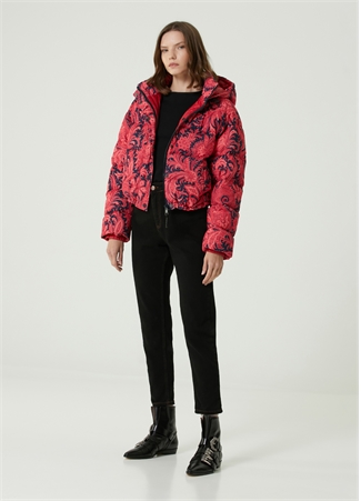 Etro Kadın Kırmızı Kapüşonlu Şal Desenli Puff Mont 44 IT Etro Kadın Kırmızı Kapüşonlu Şal Desenli Puff Mont 44 IT
