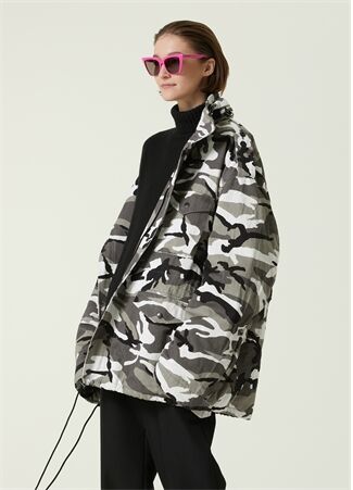 Balenciaga Kadın Gri Kamuflaj Desenli Asimetrik Parka XXS EU