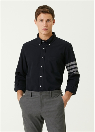 Thom Browne Erkek Lacivert Düğmeli Yaka Kolu Şeritli Gömlek 3 US Thom Browne Erkek Lacivert Düğmeli Yaka Kolu Şeritli Gömlek 3 US