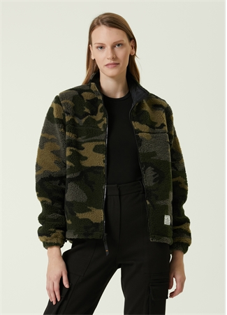 Alpha Industries Kadın Haki Dik Yaka Kamuflaj Desenli Polar Ceket S EU Alpha Industries Kadın Haki Dik Yaka Kamuflaj Desenli Polar Ceket S EU