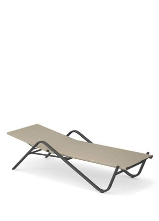 Emu Holly Antique Iron Bej Şezlong Çok Renkli Emu Holly Antique Iron Bej Şezlong Çok Renkli