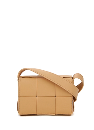 Bottega Veneta Kadın Cassette Bej Deri Çanta EU Bottega Veneta Kadın Cassette Bej Deri Çanta EU