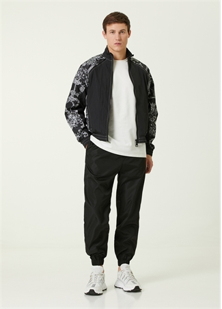 Versace Erkek Siyah Beli Logo Bantlı Jogger Eşofman Altı 5 US Versace Erkek Siyah Beli Logo Bantlı Jogger Eşofman Altı 5 US