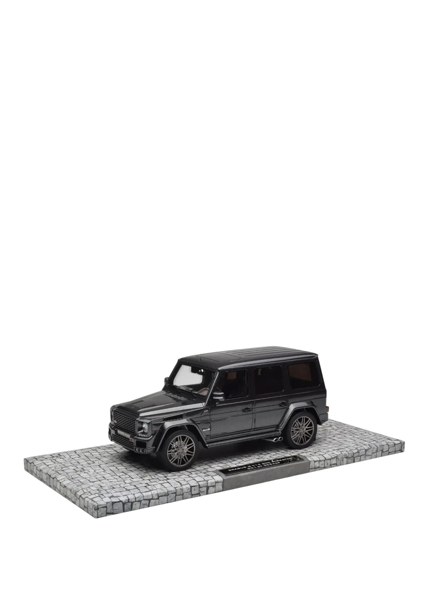 Minichamps - 1:18 2011 Mercedes Benz Brabus W463 G Class V12 Widestar ...