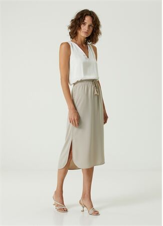 Beymen Club Kadın Krem Yanları Taşlı Midi Krep Etek Bej 34 Beymen Club Kadın Krem Yanları Taşlı Midi Krep Etek Bej 34