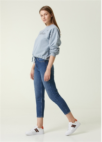 Beymen Club Kadın Slim Mom Fit Mavi Jean Pantolon Lacivert 30 Beymen Club Kadın Slim Mom Fit Mavi Jean Pantolon Lacivert 30