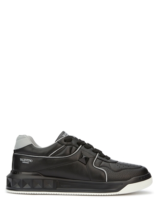 Valentino Garavani Erkek One Stud Siyah Deri Sneaker 42 EU Valentino Garavani Erkek One Stud Siyah Deri Sneaker 42 EU