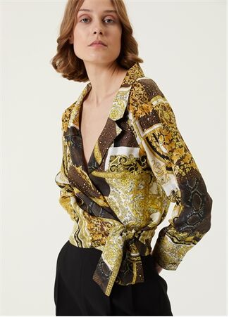 Versace Kadın Patchwork Desenli Kruvaze İpek Gömlek 38 IT Versace Kadın Patchwork Desenli Kruvaze İpek Gömlek 38 IT