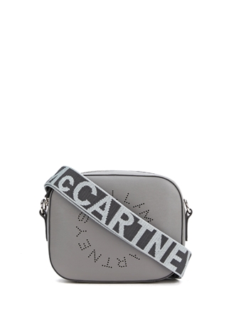 Stella McCartney Kadın Gri Logo Delikli Omuz Çantası EU Stella McCartney Kadın Gri Logo Delikli Omuz Çantası EU