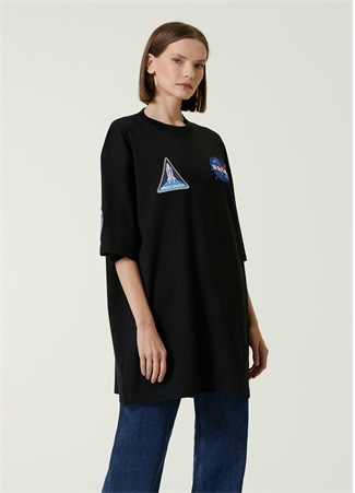 Balenciaga Kadın Large Fit Siyah Patch Detaylı T-shirt S EU Balenciaga Kadın Large Fit Siyah Patch Detaylı T-shirt S EU