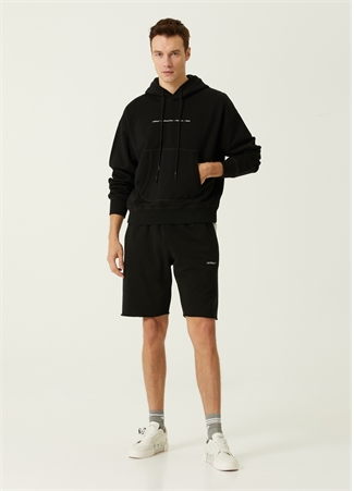 Off-White Erkek Siyah Baskı Detaylı Bermuda S EU Off-White Erkek Siyah Baskı Detaylı Bermuda S EU