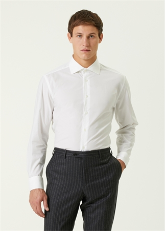 Corneliani Erkek Beyaz Modern Yaka Gömlek 42 IT Corneliani Erkek Beyaz Modern Yaka Gömlek 42 IT