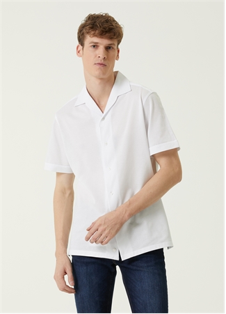 Beymen Collection Erkek Leisure Fit Beyaz Kamp Yaka Kısa Kollu Gömlek 40 IT Beymen Collection Erkek Leisure Fit Beyaz Kamp Yaka Kısa Kollu Gömlek 40 IT