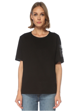 Moncler Kadın Siyah Kolu Cep Detaylı T-shirt L EU