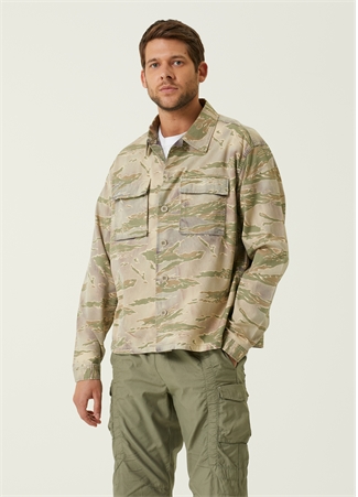John Elliott Erkek Haki Bej Kamuflaj Desenli Dış Gömlek L EU John Elliott Erkek Haki Bej Kamuflaj Desenli Dış Gömlek L EU
